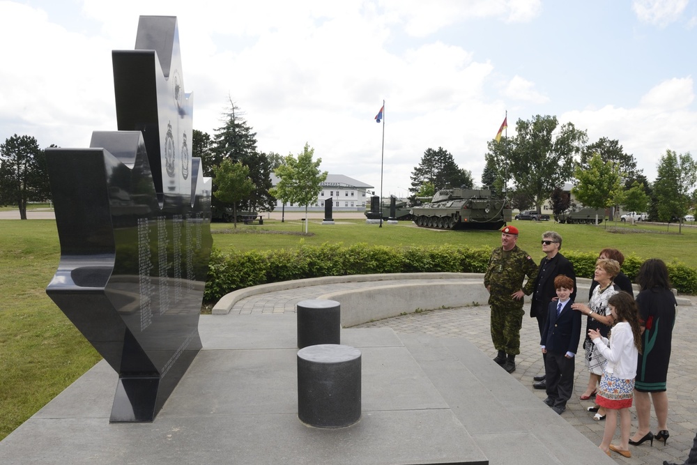 Artwork Dedication at Garrison Petawawa | The Governor General of Canada